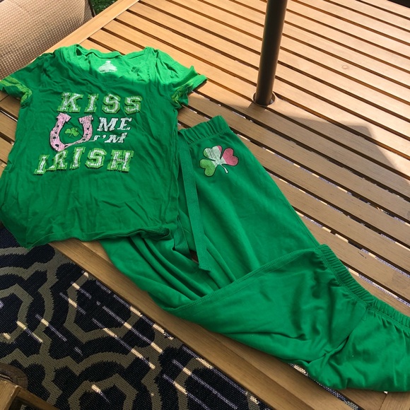 Tops | Kiss Me Im Irish Outfit | Poshmark